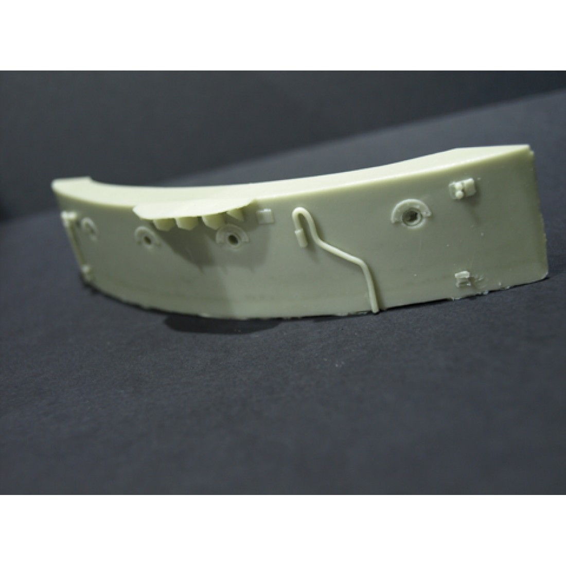 Resin forward bulkhead type12